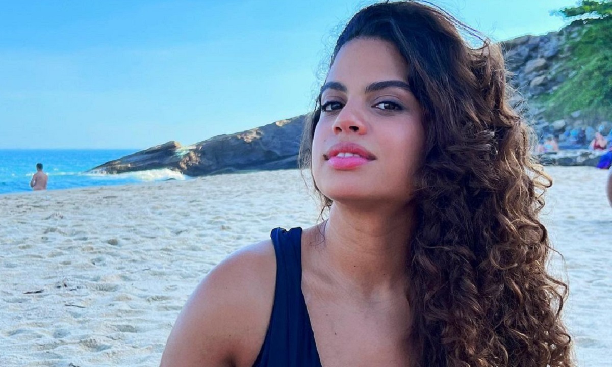 Filha De Brown E Neta De Marieta Conheça Família De Clara Buarque