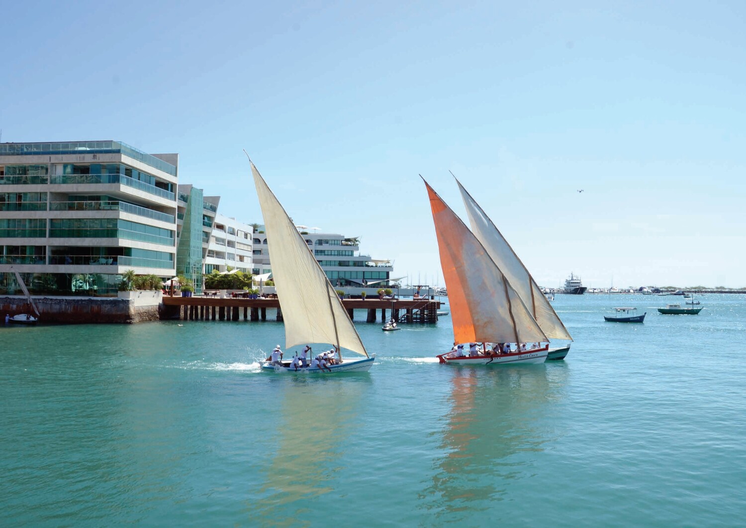 Regata celebra 200 anos da Independência do Brasil na Bahia