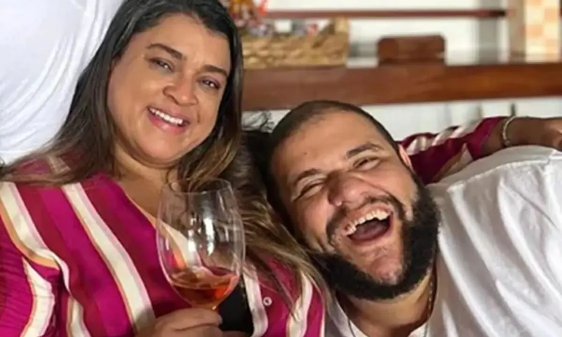 Preta Gil se declara para Gominho: 'Abdicar da vida pra cuidar de mim'