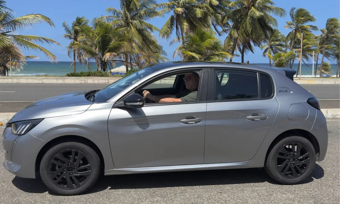Testamos o Peugeot 208 na versão Style; confira vantagens e desvantagens