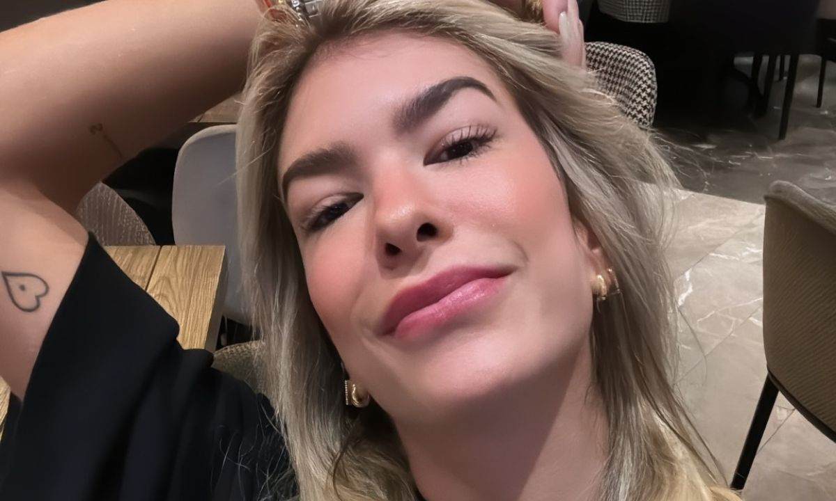 Lore Improta relembra época em que trabalhava como guia turística