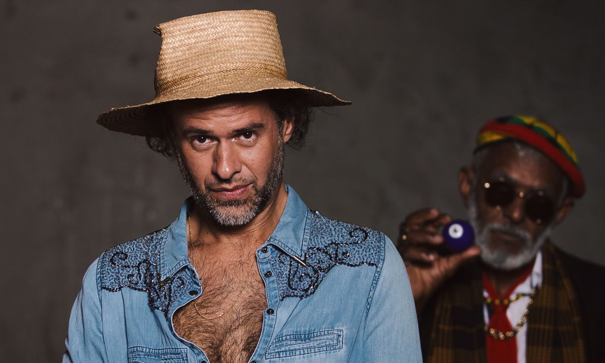 Marcelo Jeneci transforma forró em MPB