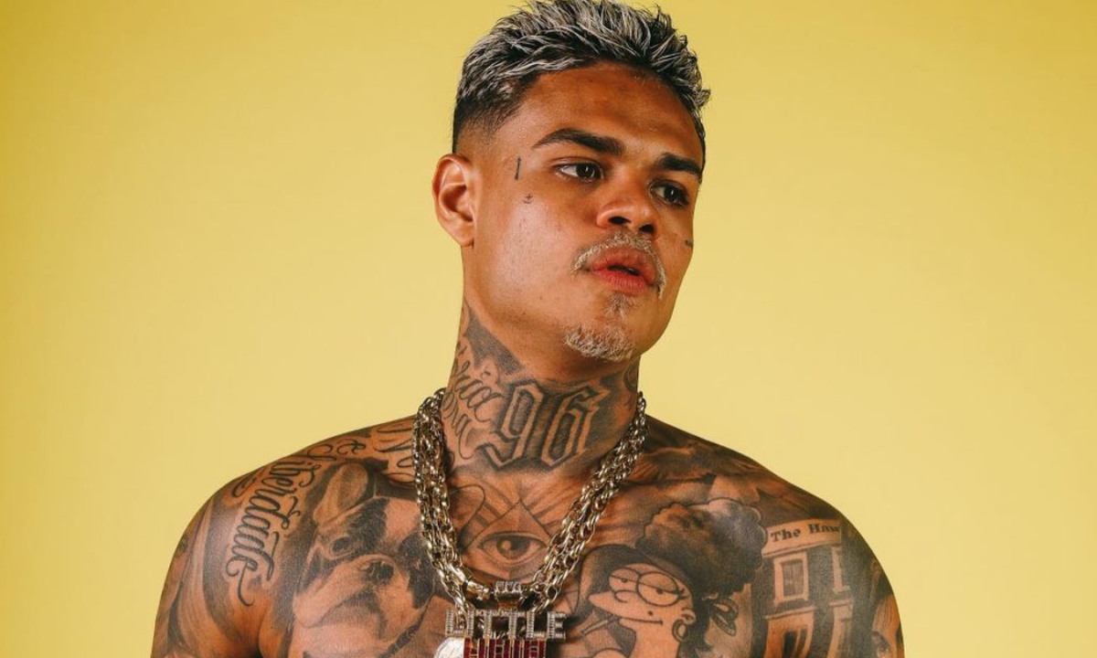 MC Cabelinho muda visual e fica irreconhecível após 'Vai na Fé'