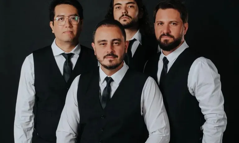 Banda baiana faz show em tributo aos Beatles