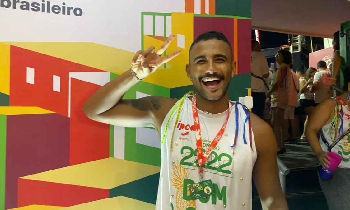 Na folia, Lucas Pizane fala sobre 'BBB 24' e revela o próprio top 3
