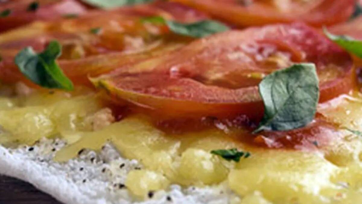 Pizza de Tapioca? Aprenda receita inusitada que tem 2 ingredientes