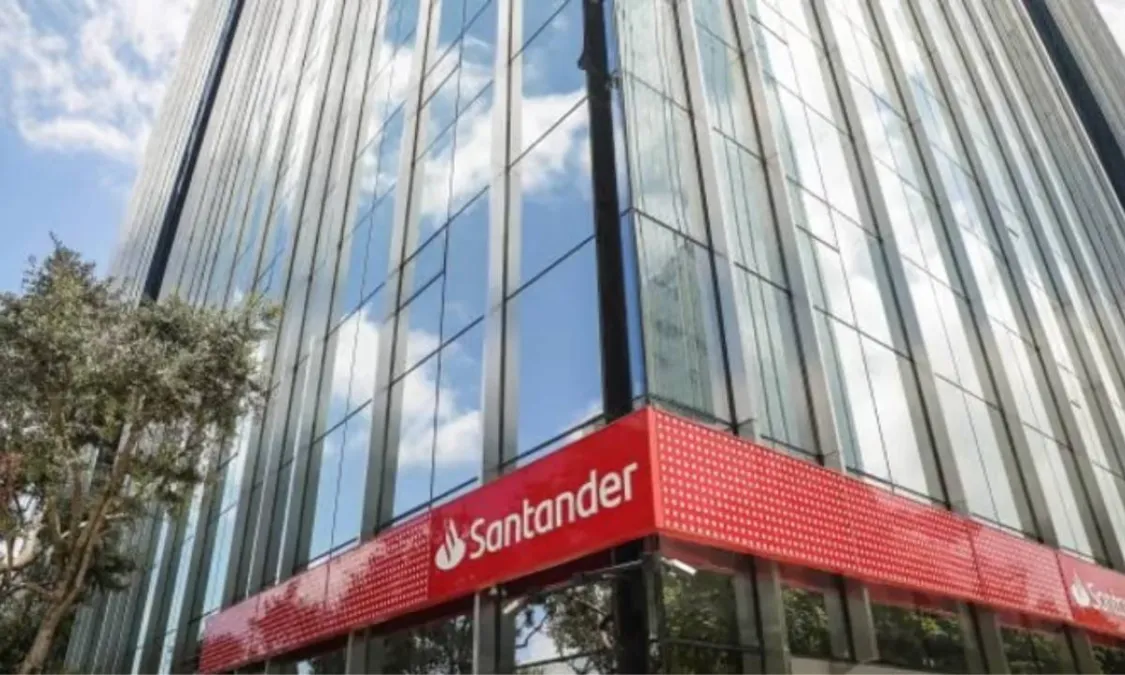 Santander abre processo seletivo para contratação de estagiários