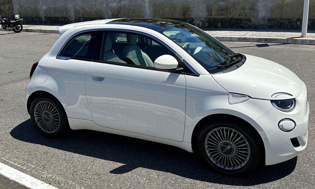 Fizemos o test drive do Fiat 500e