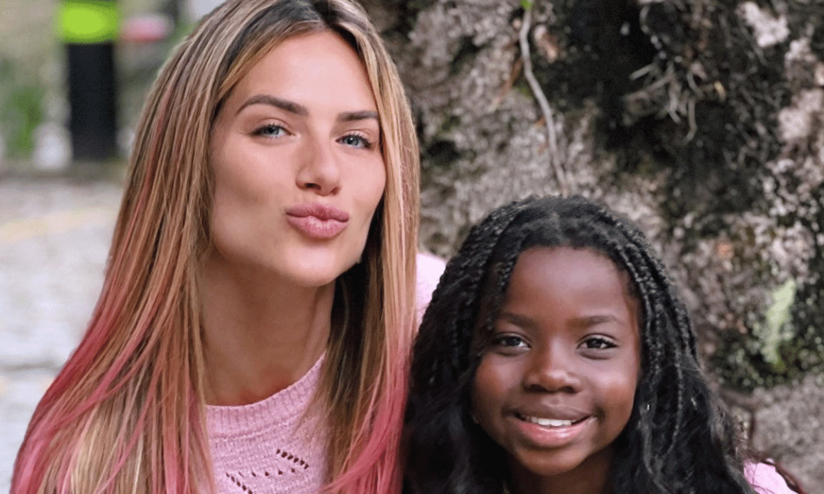 Justiça condena socialite por injúria racial contra filha de Gagliasso