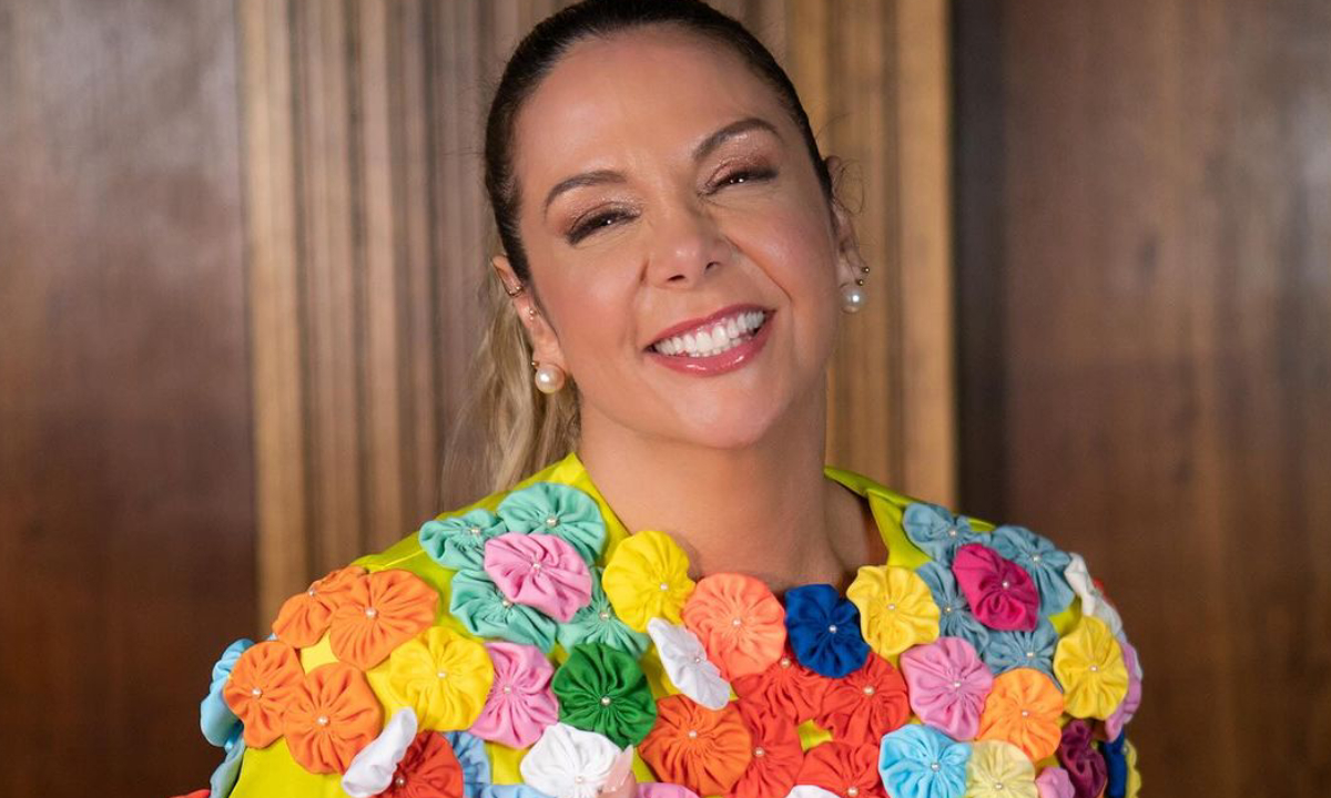 Carla Perez surpreende fãs e anuncia data de despedida do Carnaval