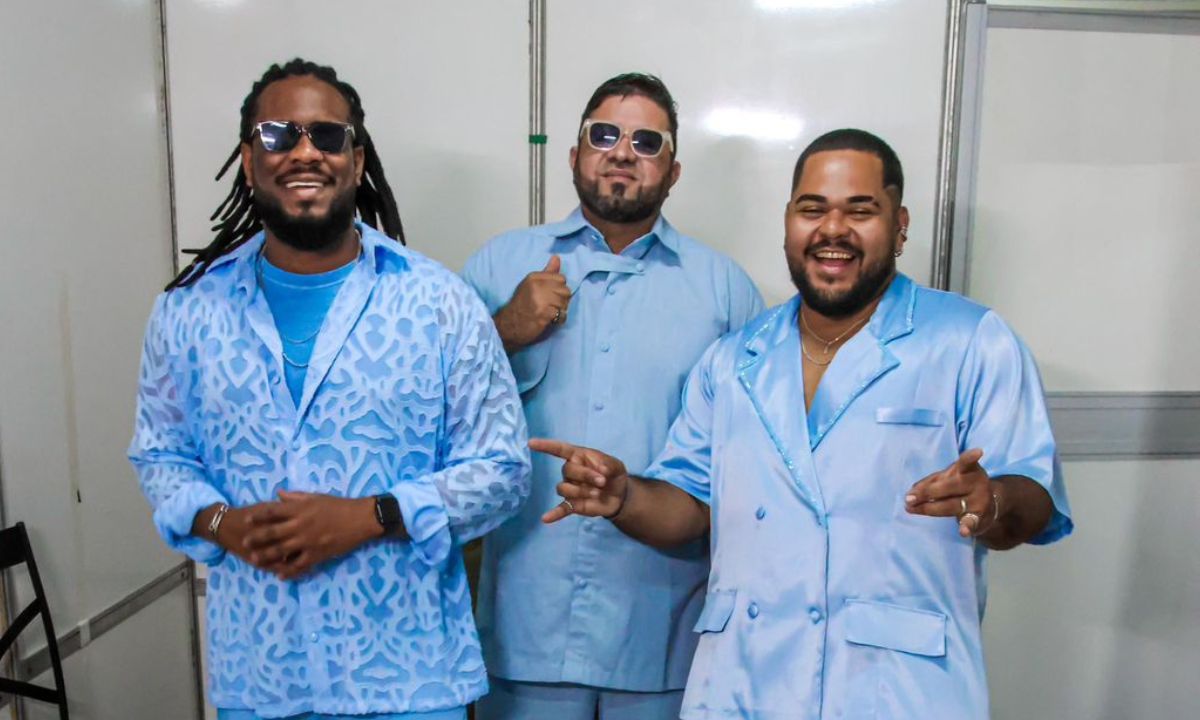 Banda Filhos de Jorge faz show de graça no Salvador Shopping