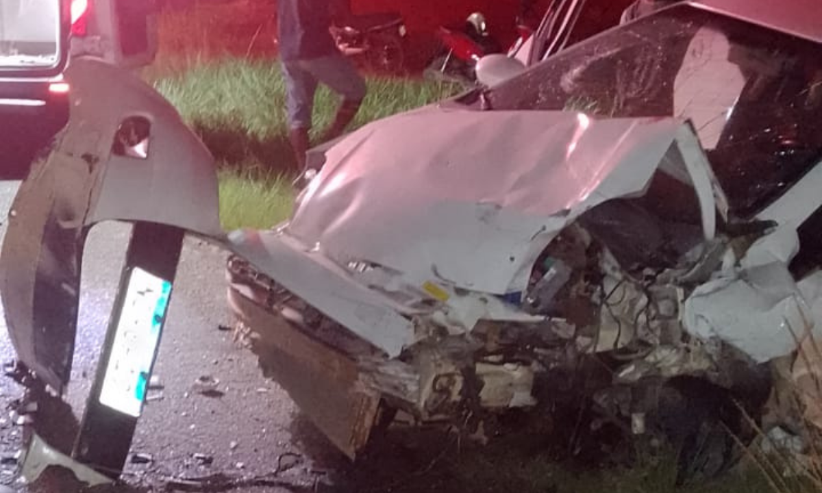 Motorista morre e quatro pessoas ficam feridas em acidente na BA-549