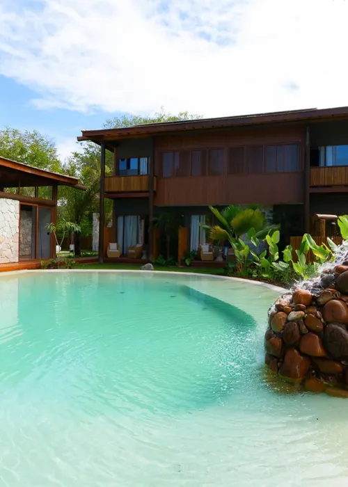 Caio Castro constrói pousada de luxo na Bahia após embate judicial