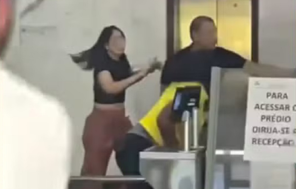 Mulheres denunciam racismo e agressão de ex-chefe em Salvador