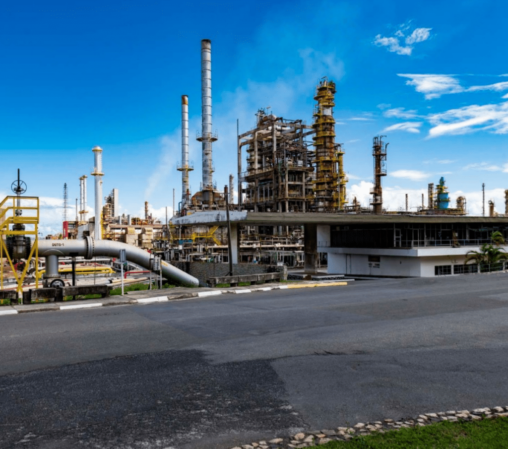 Empresa que opera Refinaria de Mataripe abre seleção com mais de 100 ...