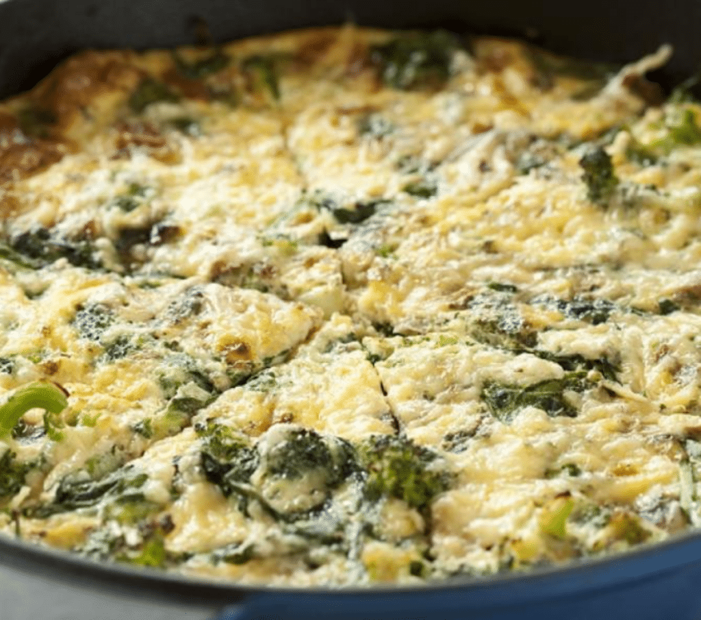 Aprenda receita rápida de omelete verde para almoço