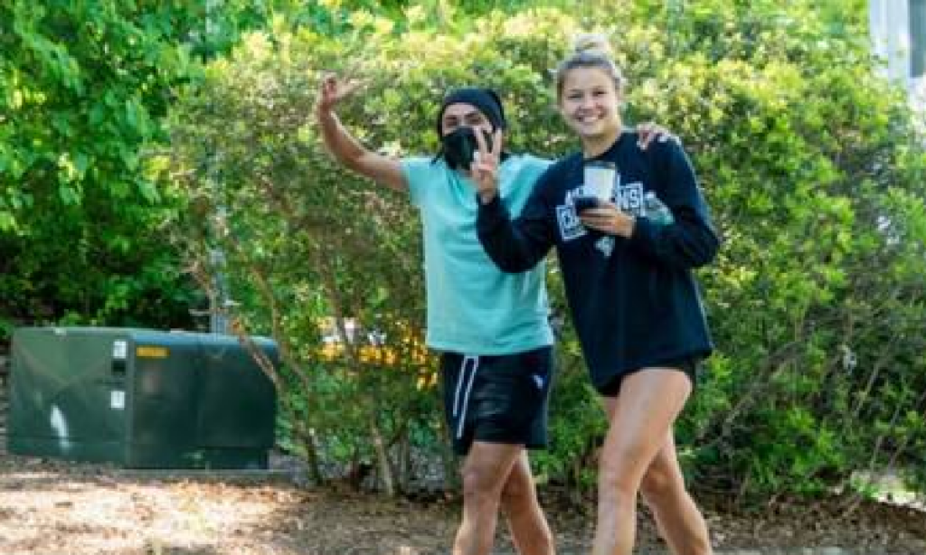 Nova namorada de Marta tem 24 anos, é discreta e joga na mesma posição ...
