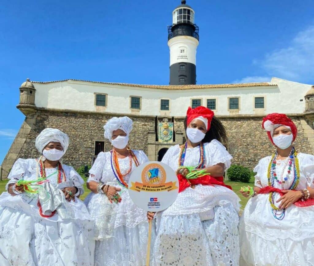 Dia da Baiana de Acarajé é comemorado em pontos turísticos de Salvador