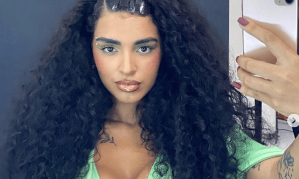 Bianca entrega vontade de entrar no 'BBB': 'Mando mensagem pro Boninho ...