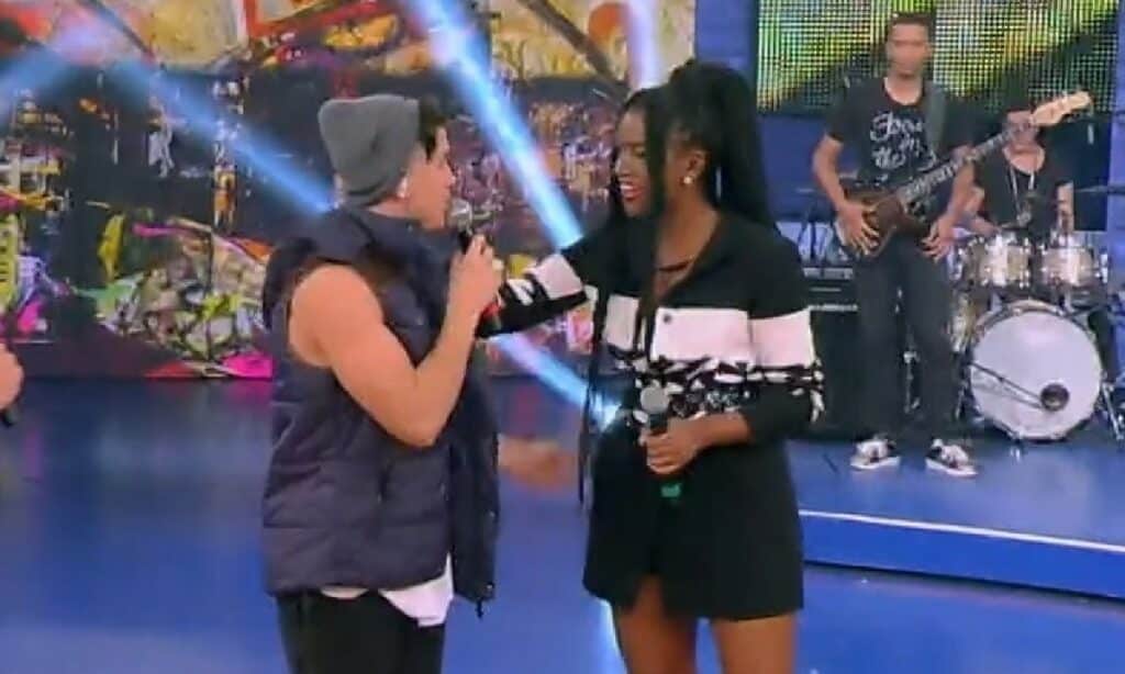 Você sabia? IZA já foi backing vocal do cantor Biel; veja vídeo