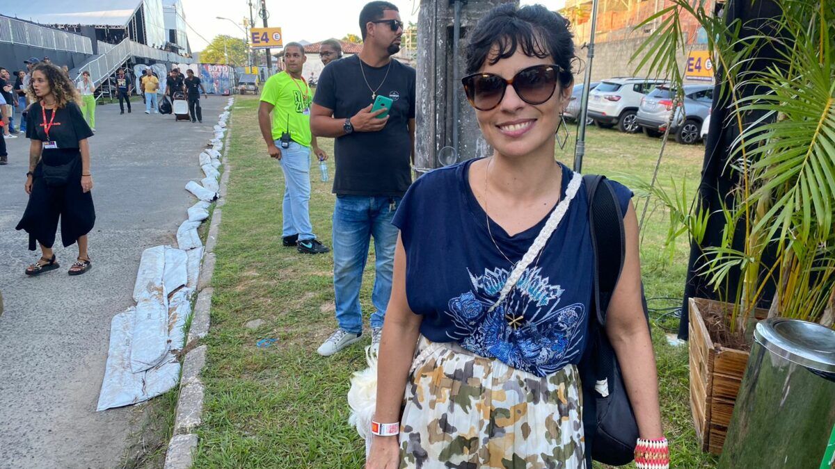 Maria Ribeiro curte FV 23 com filho: ‘Ele me apresentou Filipe Ret’