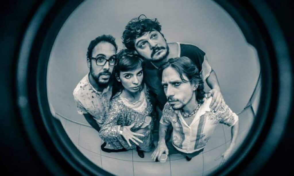 Mãeana reúne banda Tono e as cantoras Tainá e Tori em show no Rio Vermelho