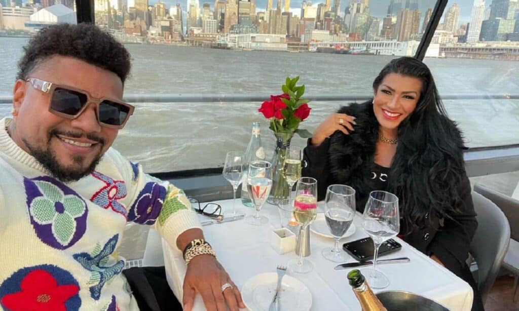 Naldo entrega recorde de sexo com Moranguinho em uma semana: '37 vezes'