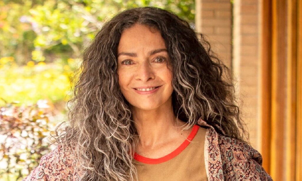 'Querem saber se tenho muito cabelo em cima e embaixo', diz Claudia ...